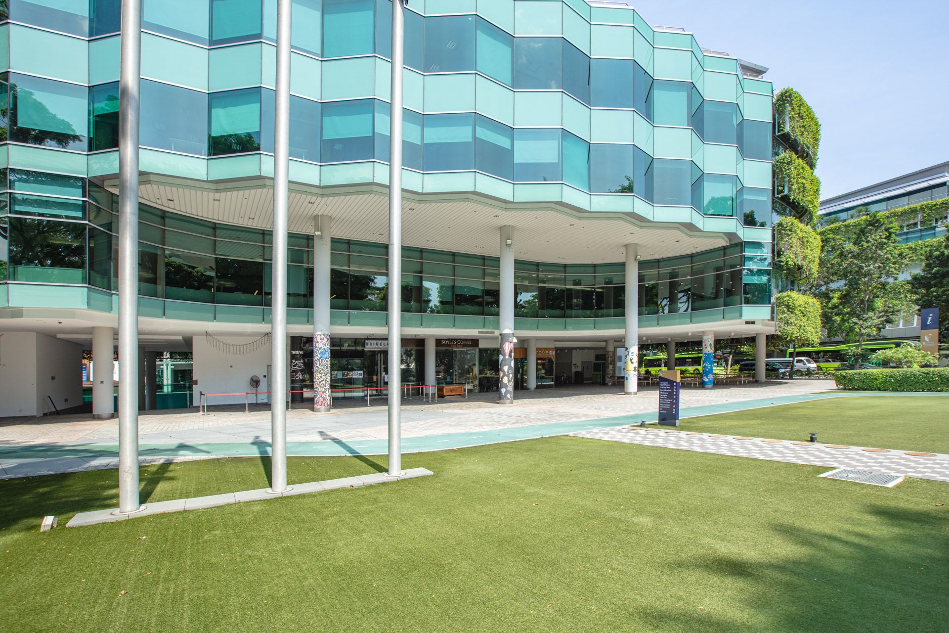 Outdoor Event & Exhibition | Singapore Management University (SMU)