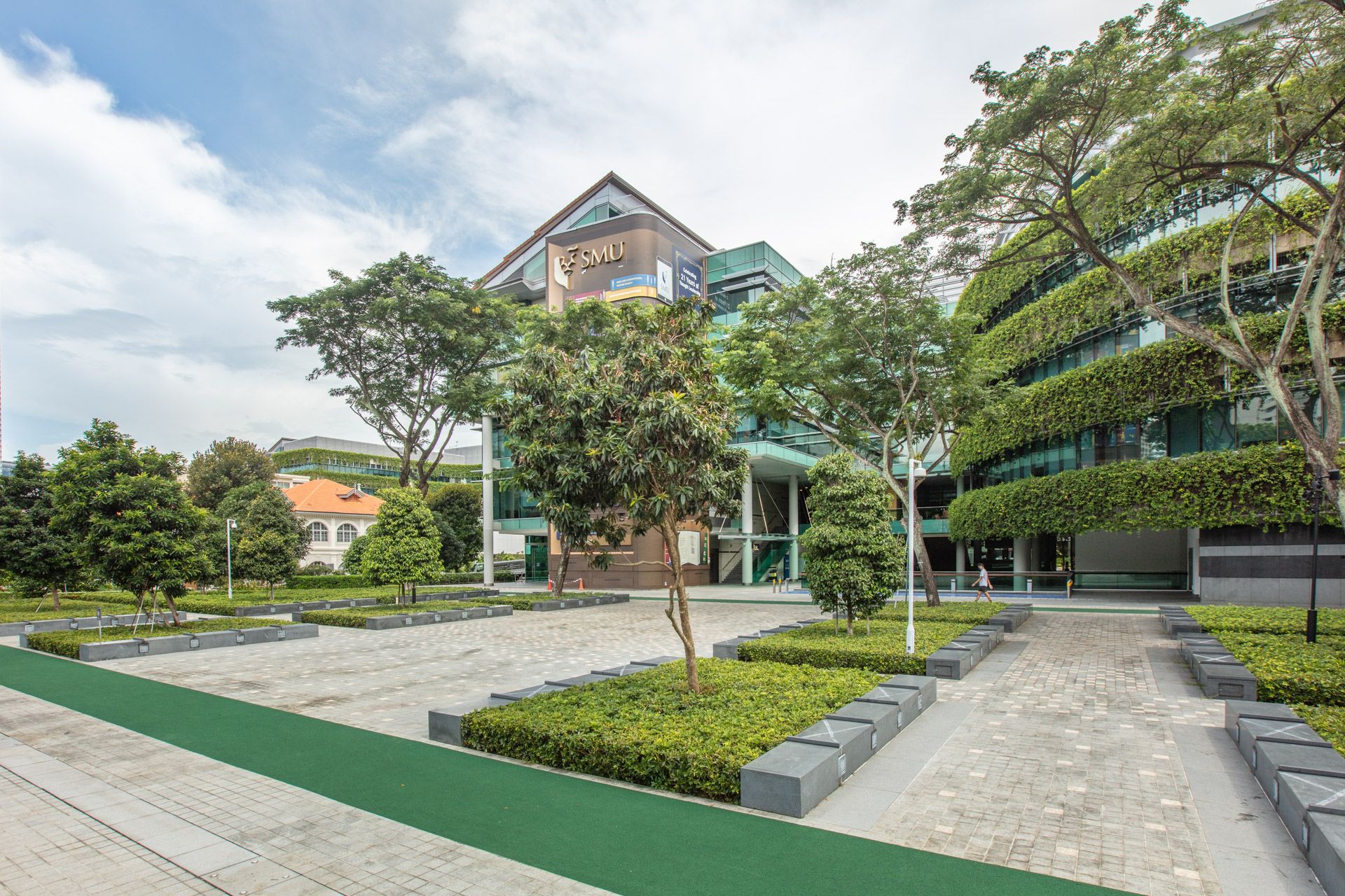 Outdoor Event & Exhibition | Singapore Management University (SMU)